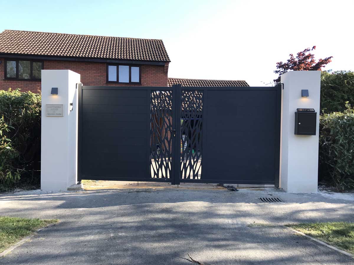 Heelands project - Single-Storey Front and Double Side Extension ...